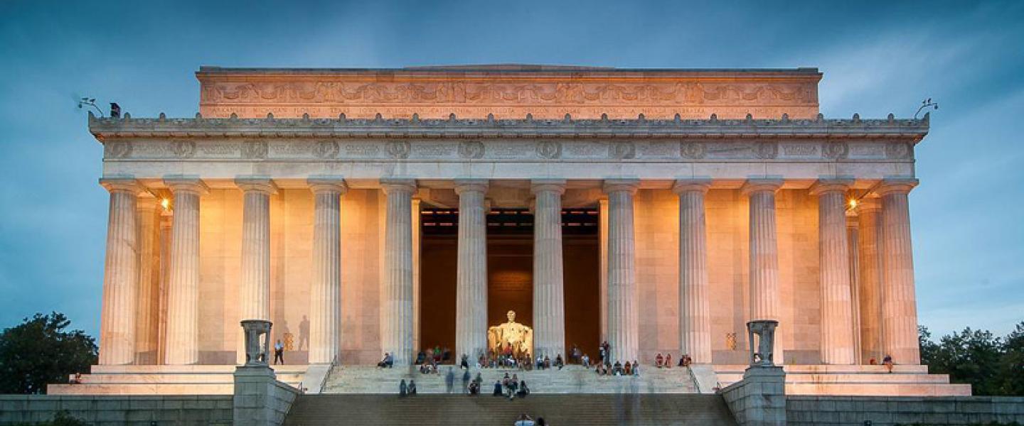 Lincoln Memorial | A Memorial Honoring a Great US President